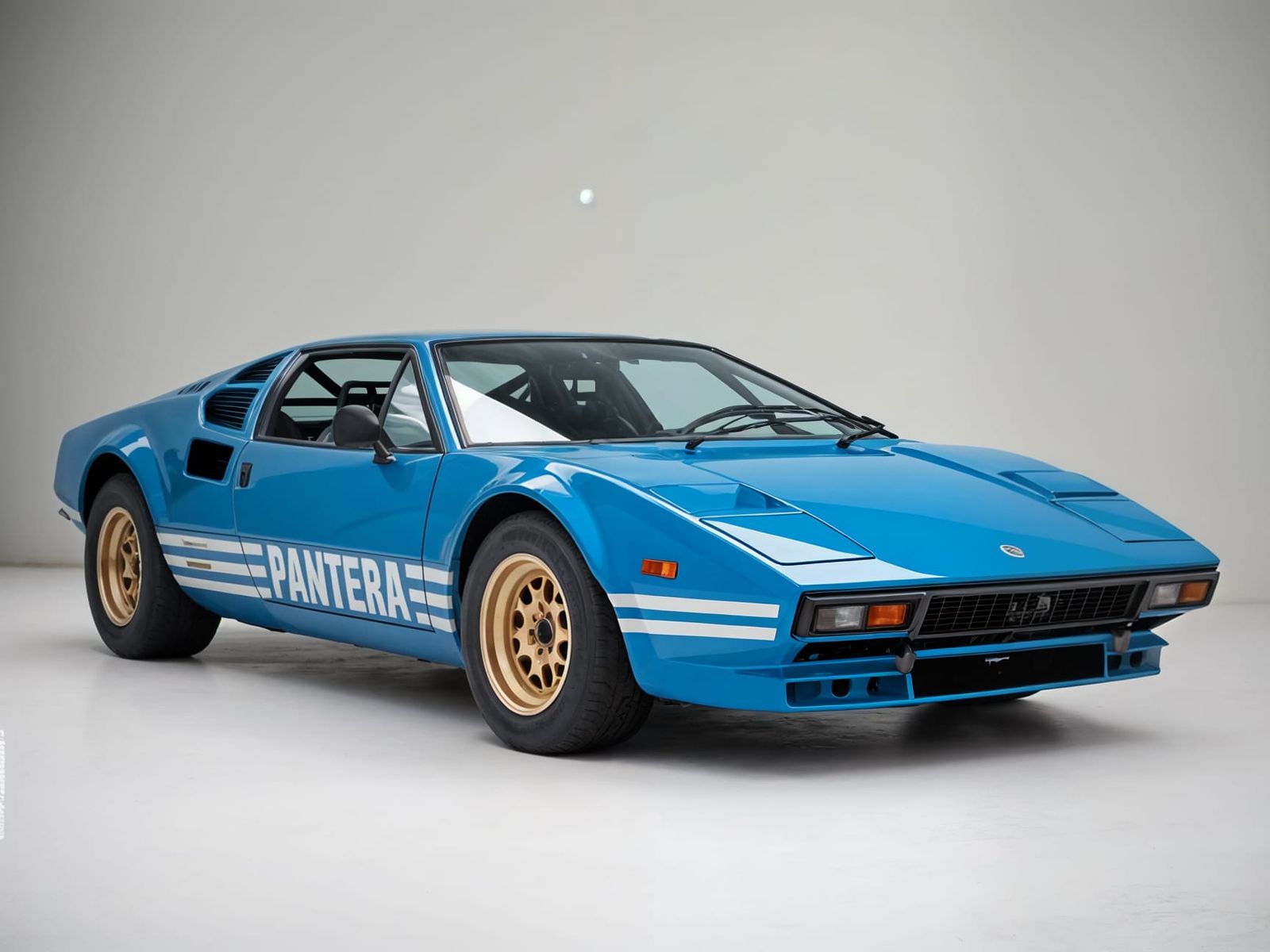 Photo of the DeTomaso Pantera with "PANTERA" written on the side ...