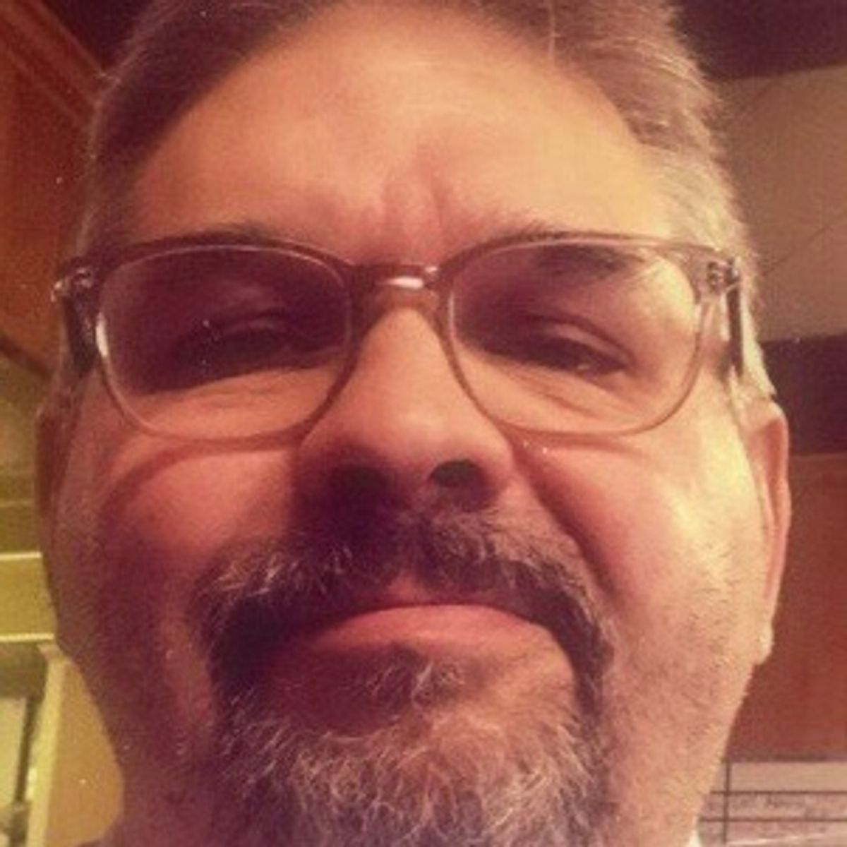 Rusty Face Sculpture in Industrial Style - AI Art